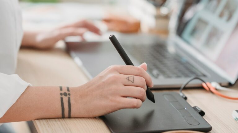 A Step-by-Step Guide: How to Change Colors in Adobe Illustrator ...